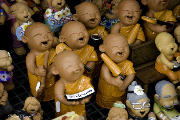 Thai Garden Ornaments: The Laughing Monk (Featured Photo) – Tasty Thailand